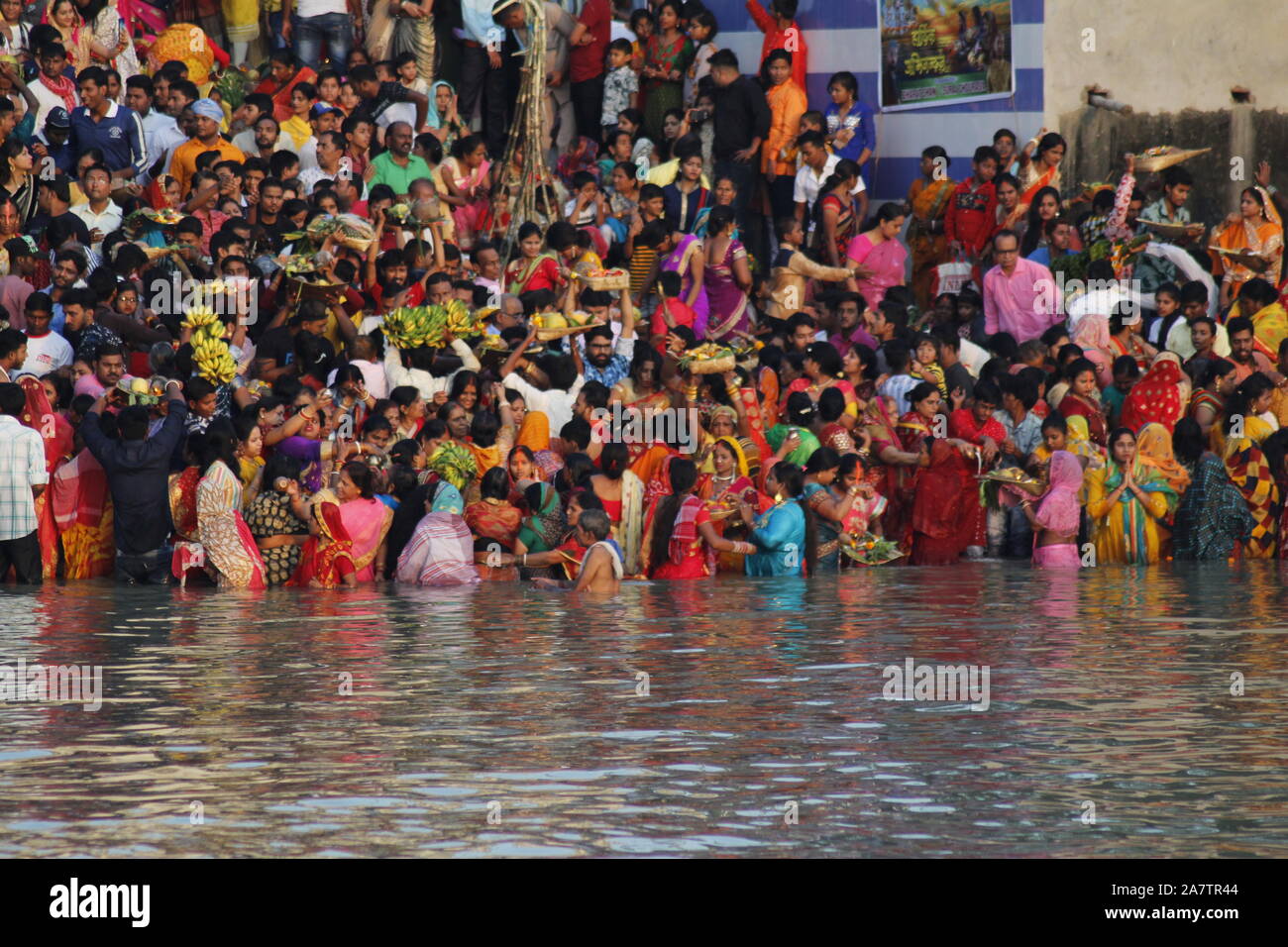 Chhath ghats hi-res stock photography and images - Alamy