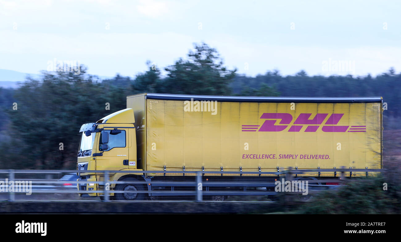 Dhl lorry hi-res stock photography and images - Alamy