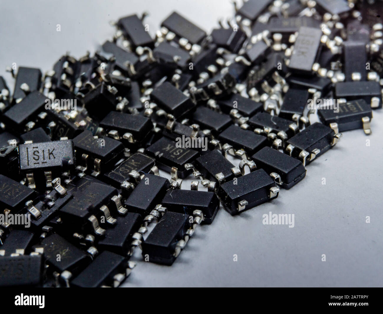 Semiconductor package hi-res stock photography and images - Alamy
