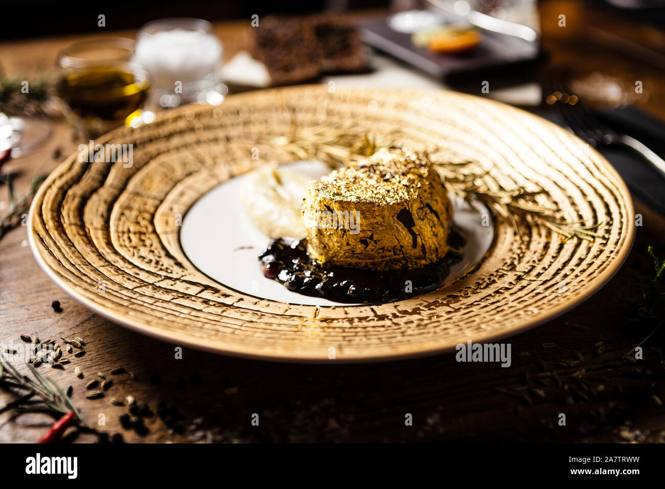 Black Angus tenderloin steak covered with 24 carat gold Stock Photo - Alamy