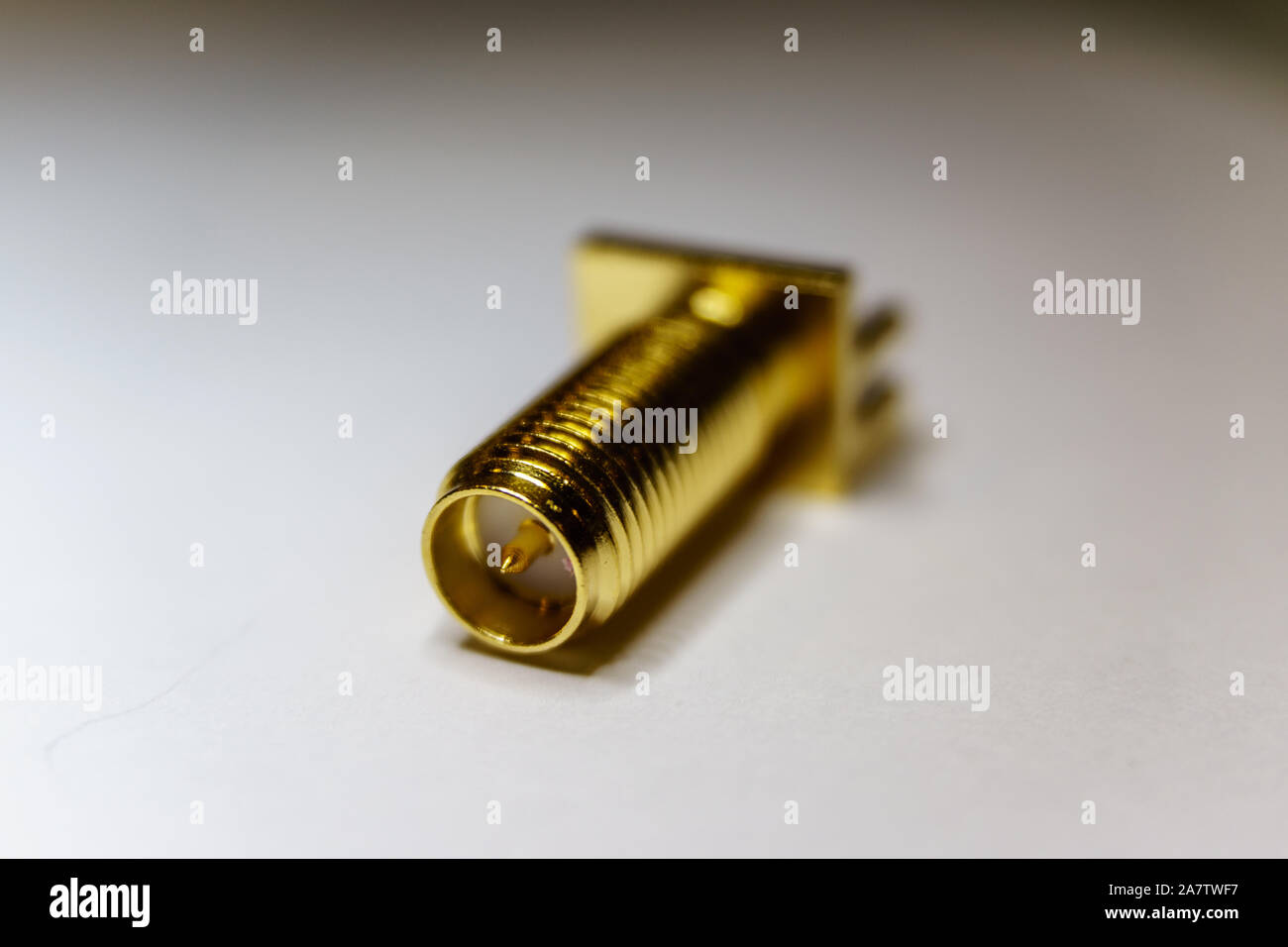 Male connector hi-res stock photography and images - Alamy