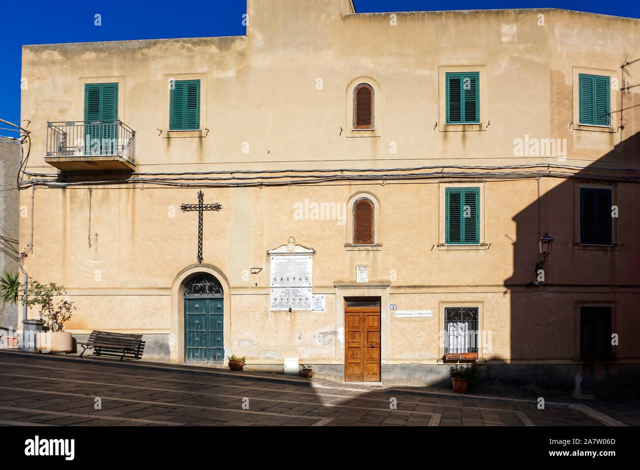 Italian catholic church hi-res stock photography and images - Alamy