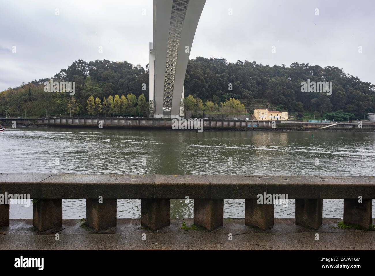 under the bridge Stock Photo - Alamy