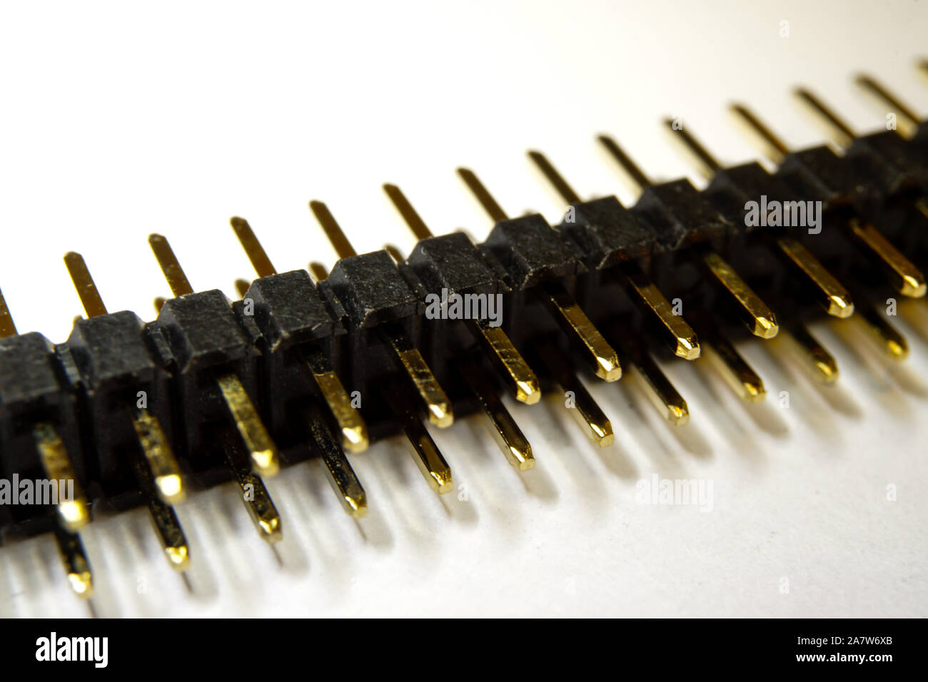 Close-up of diagonal aligned dual in-line package male electronics ...