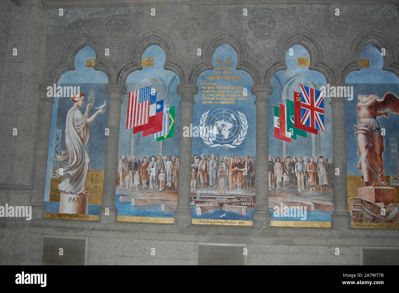 Grace Cathedral flags San Francisco Union Jack flag USA United States ...