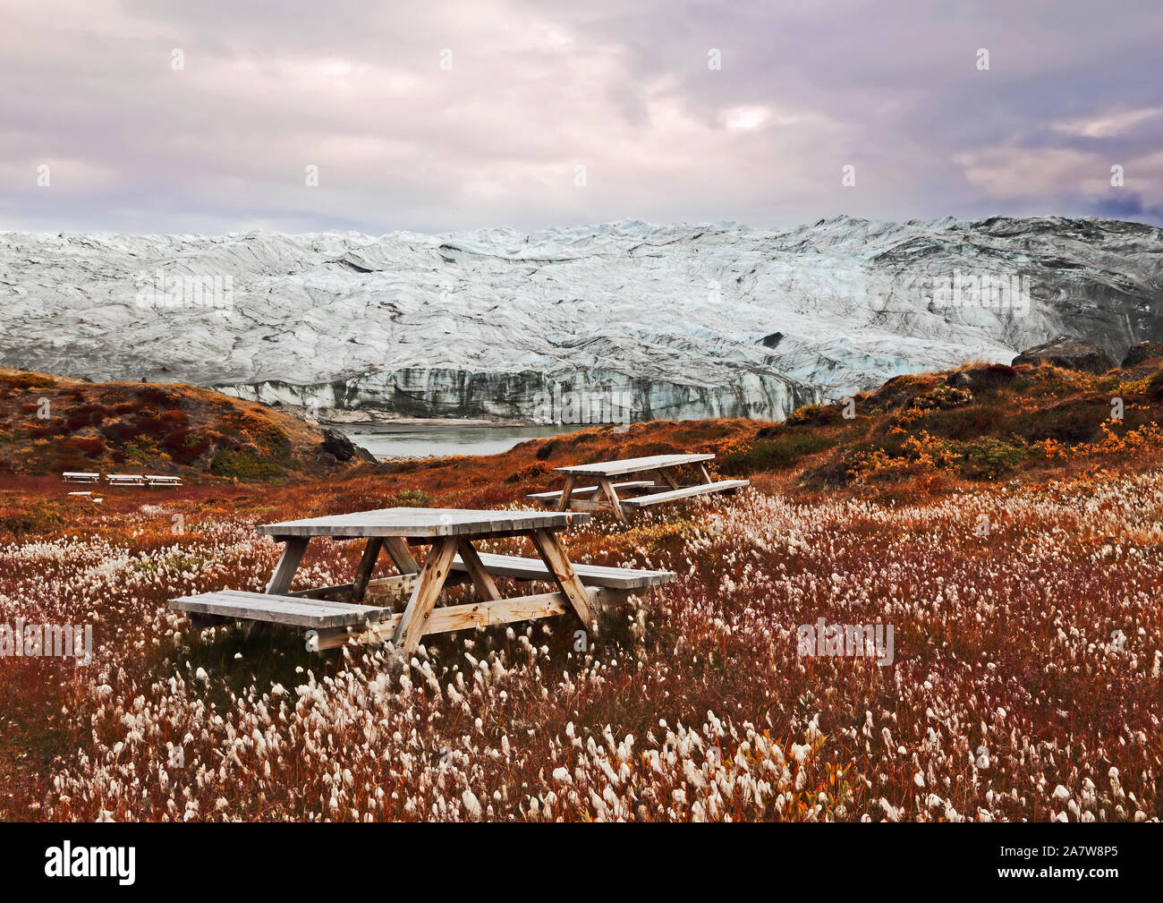 Glacier tables hi-res stock photography and images - Alamy
