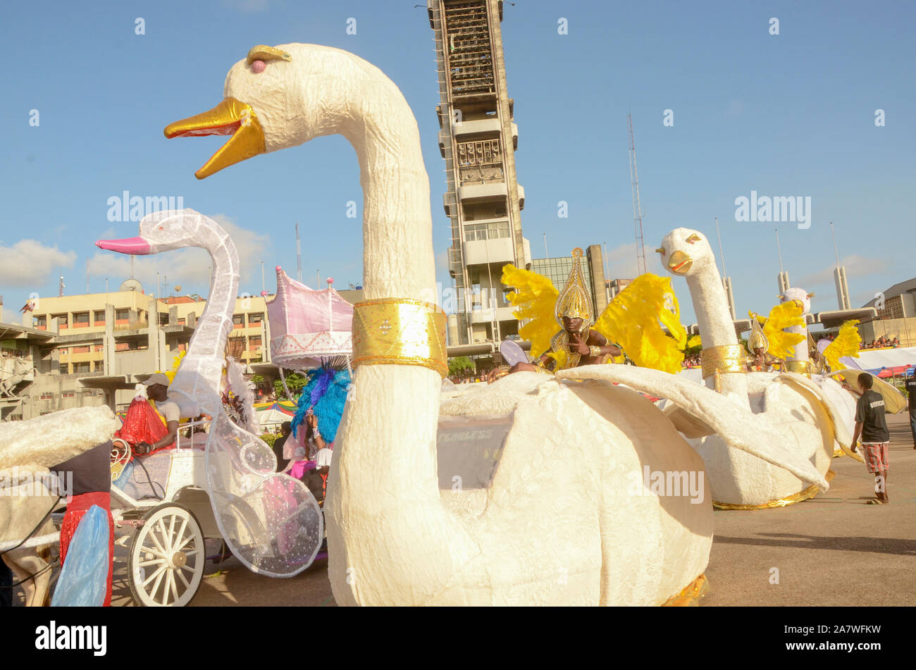 Duck costume hi-res stock photography and images - Alamy