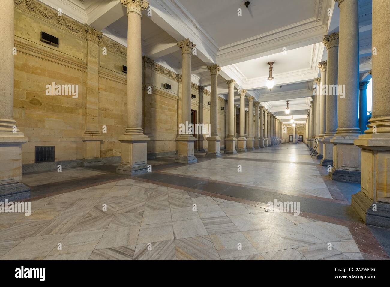 Mill Colonnade in the spa town of Karlovy Vary Stock Photo - Alamy