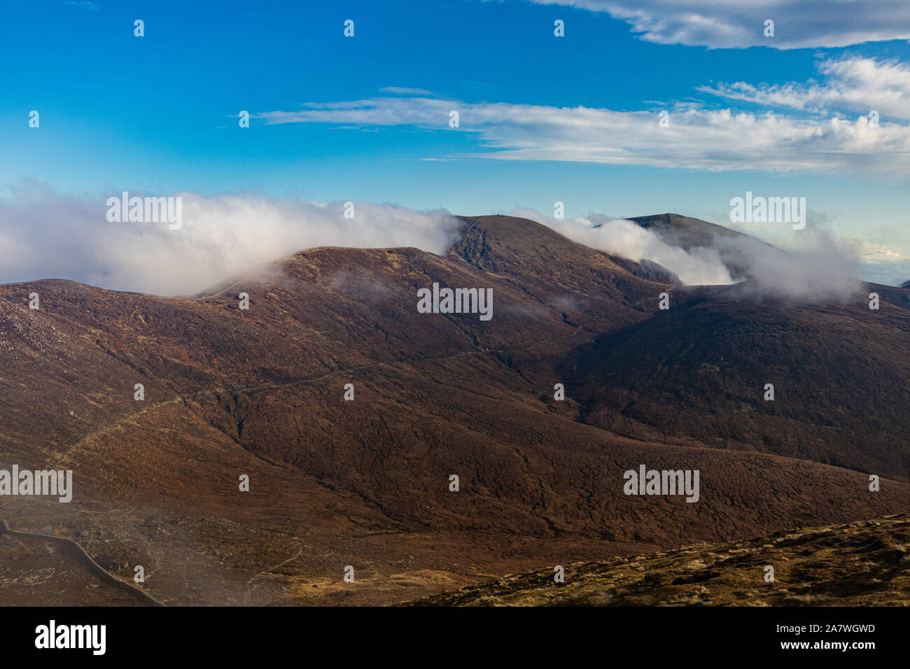 Mourne mountains blue sky hi-res stock photography and images - Alamy