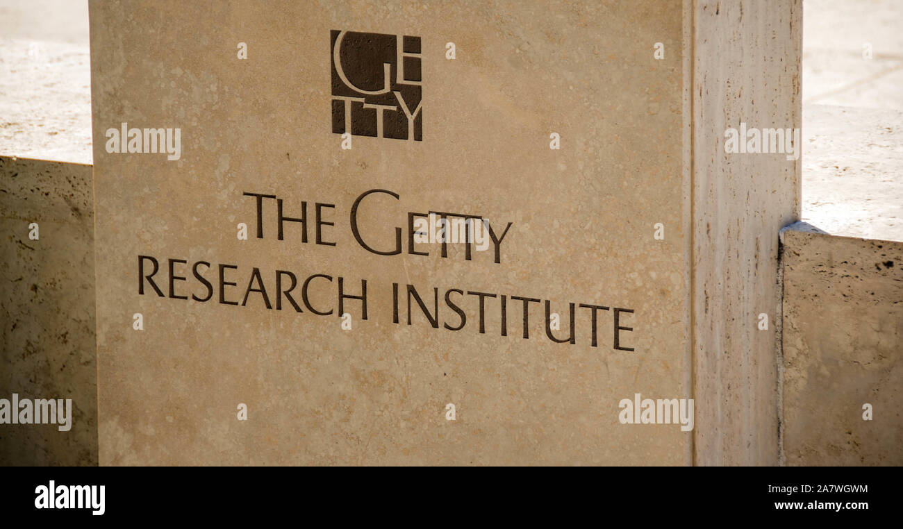 LOS ANGELES, CALIFORNIA - MAY 2009: Stone plaque outside the Getty ...