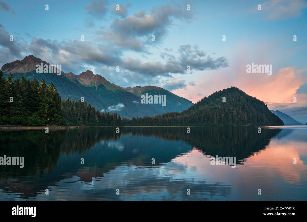 Alaska sunset sunrise glacier hi-res stock photography and images - Alamy