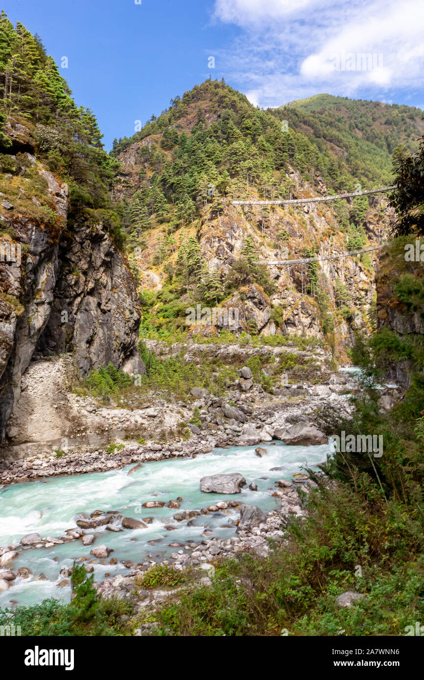 River bridge himalaya nepal hi-res stock photography and images - Alamy