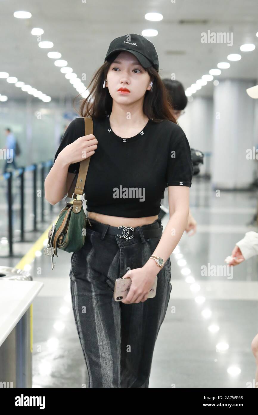 Chinese singer Cheng Xiao of South Korean-Chinese girl group Cosmic ...