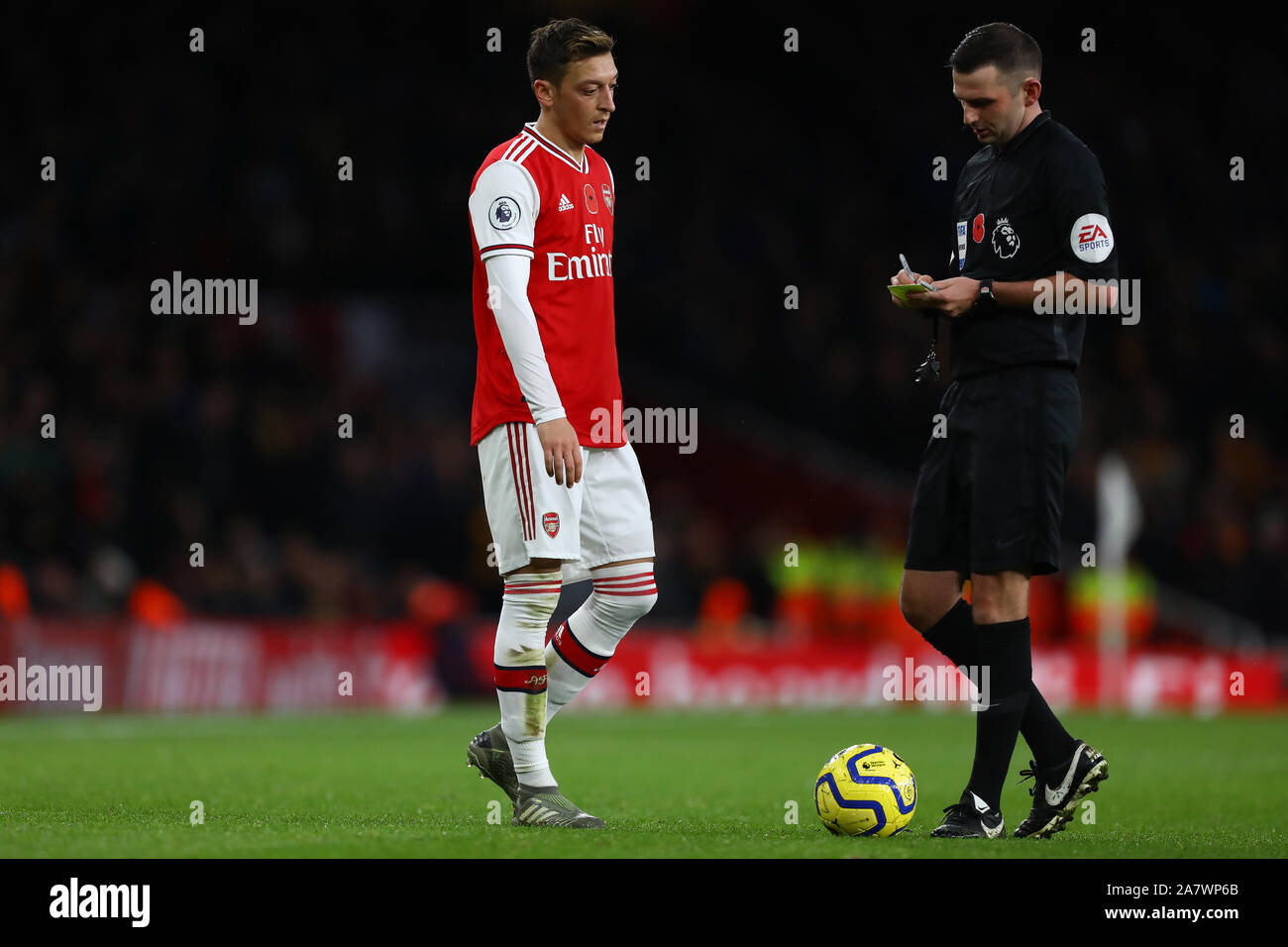 Michael oliver arsenal hi-res stock photography and images - Alamy