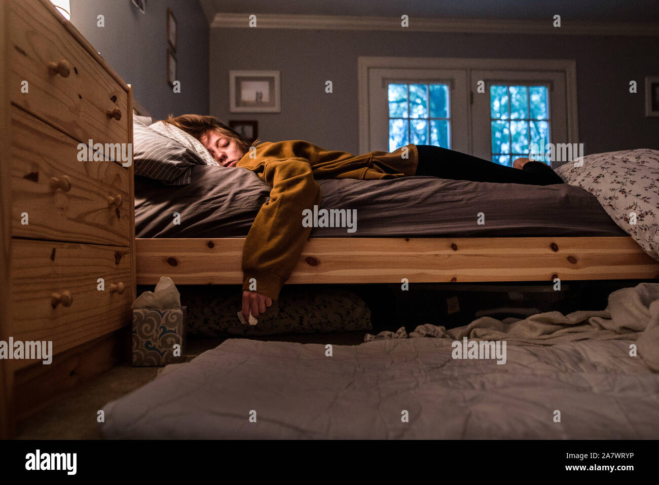 Disheveled young hi-res stock photography and images - Alamy