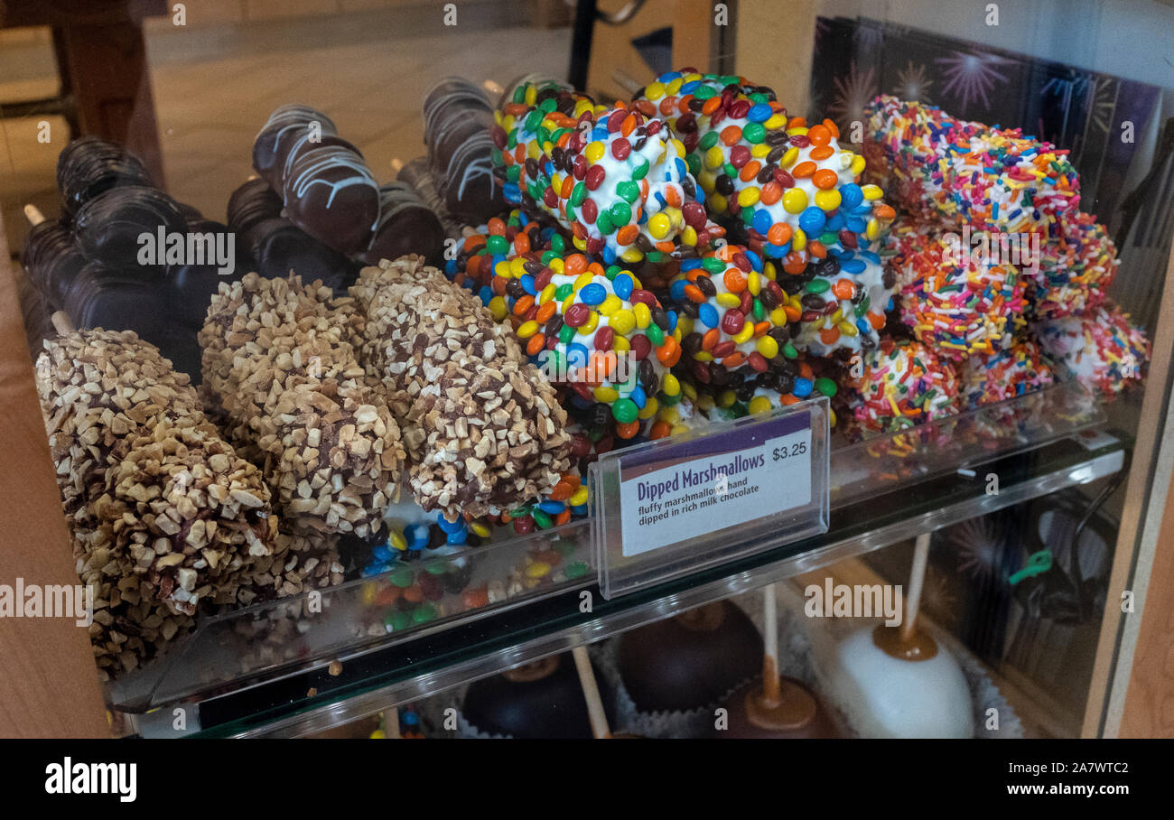 display of candy apples and other sweet treats Stock Photo - Alamy