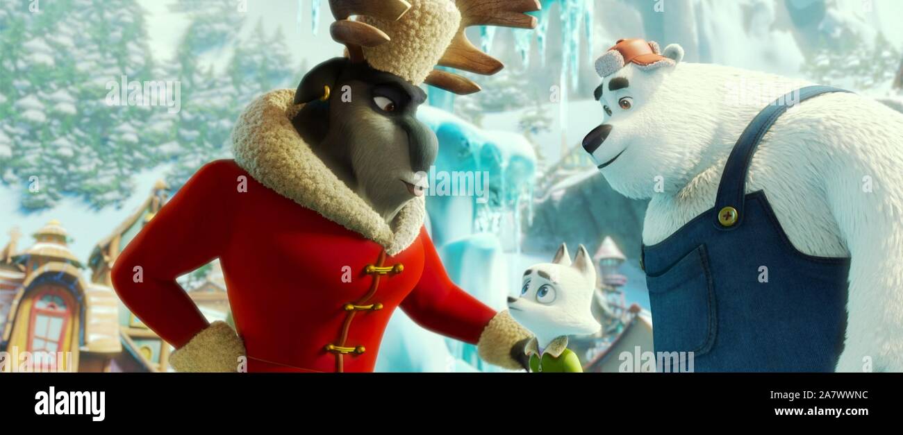 ARCTIC DOGS, from left: Magda (Anjelica Huston), Swifty (voice: Jeremy ...