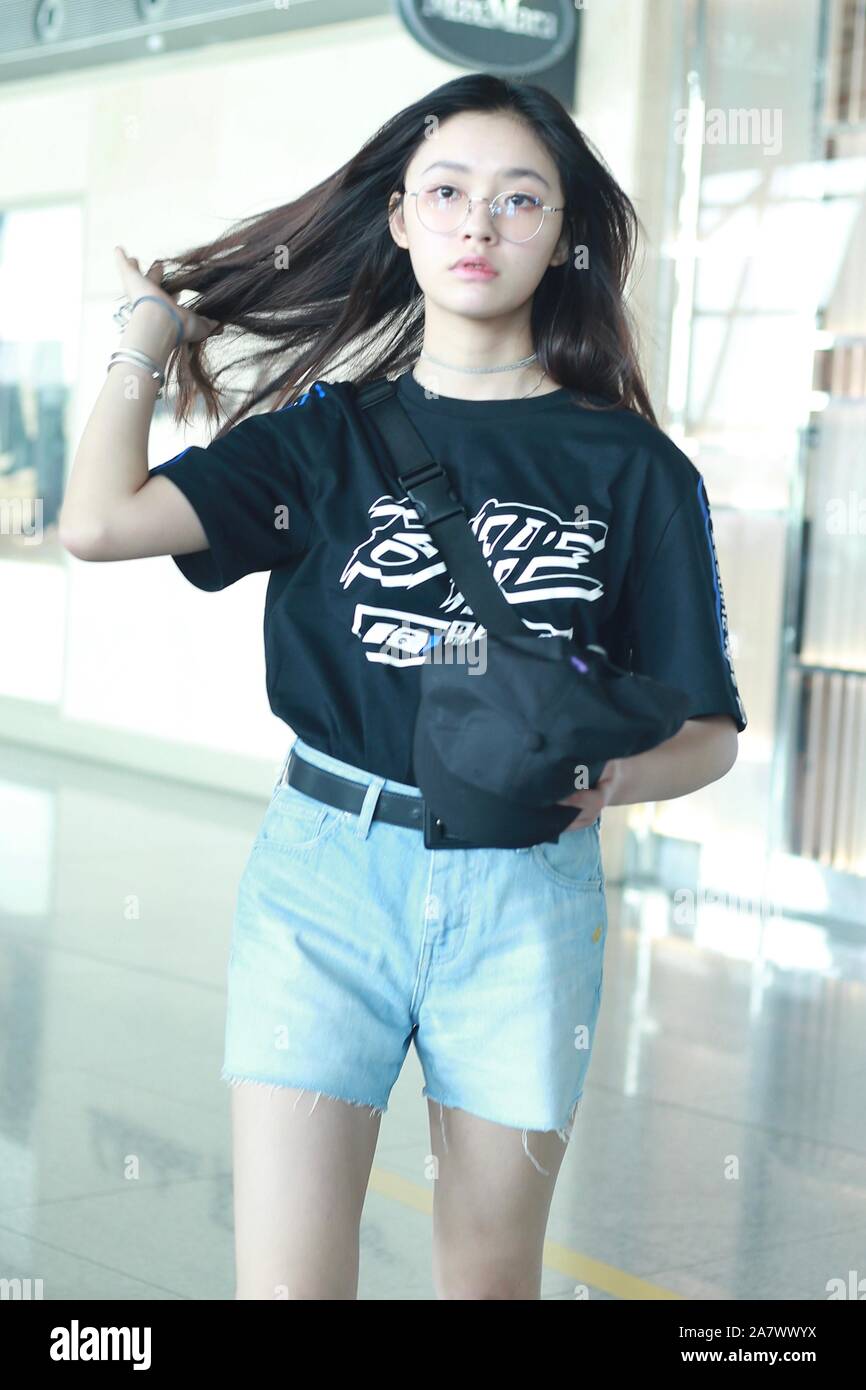 Chinese actress Jelly Lin or Jelly Lin arrives at the Beijing Capital ...