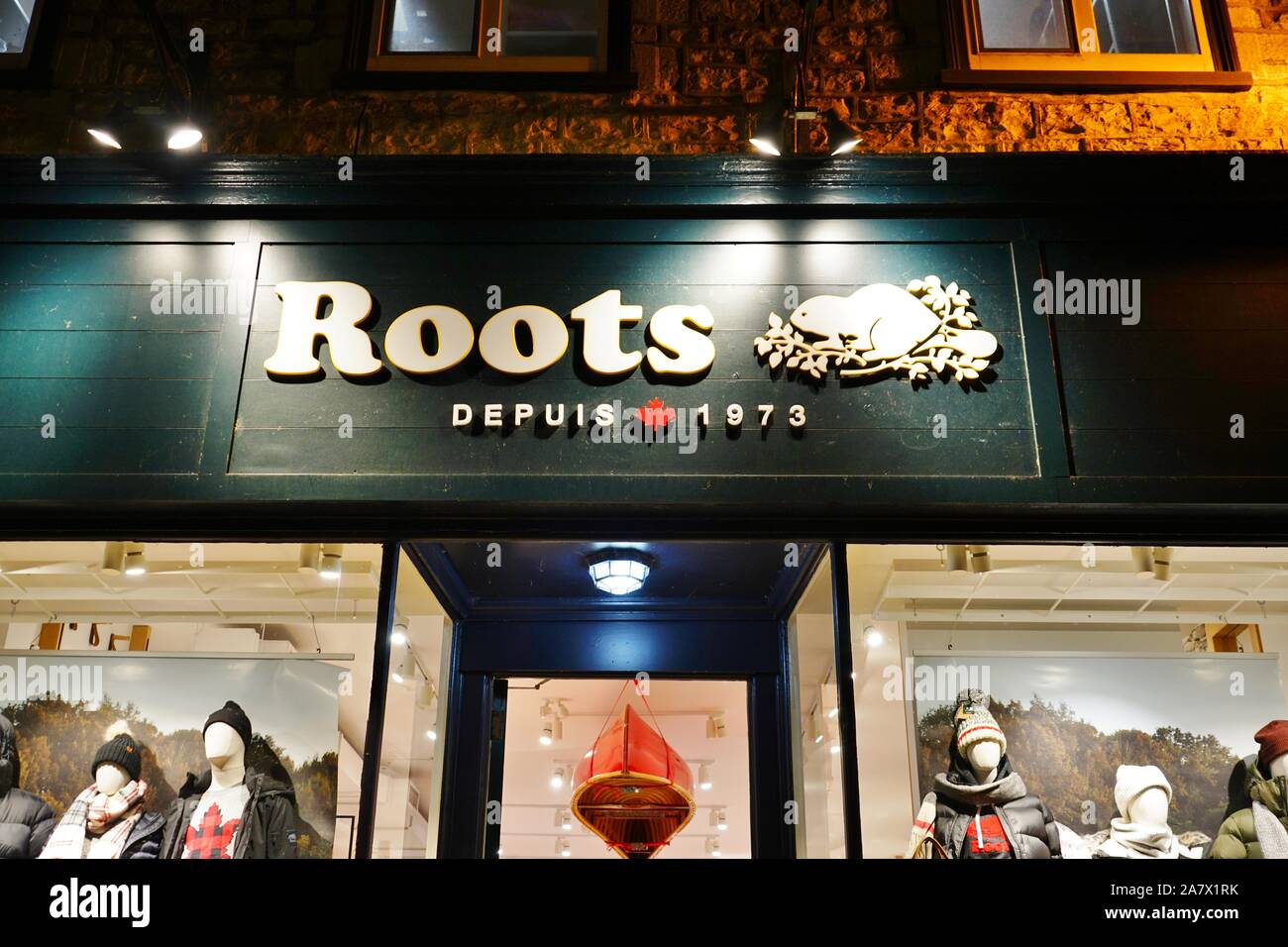 Roots store hi-res stock photography and images - Alamy