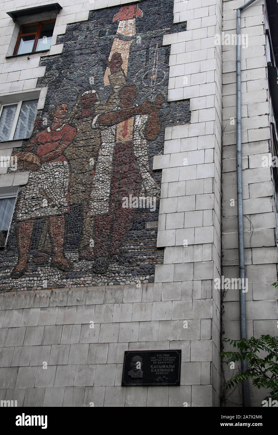 Soviet era building hi-res stock photography and images - Alamy
