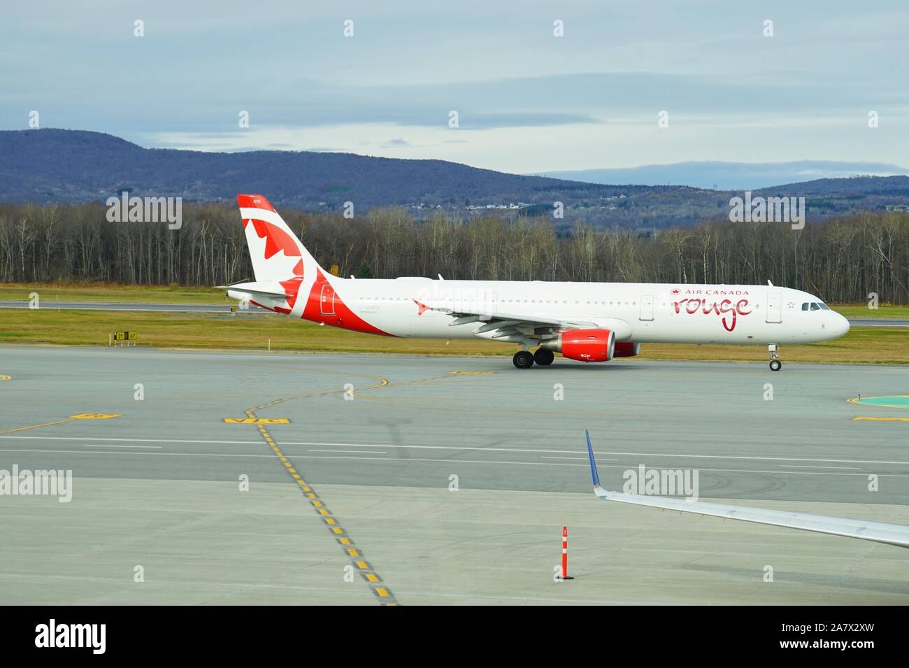 Quebec city jean lesage international airport hi-res stock photography ...