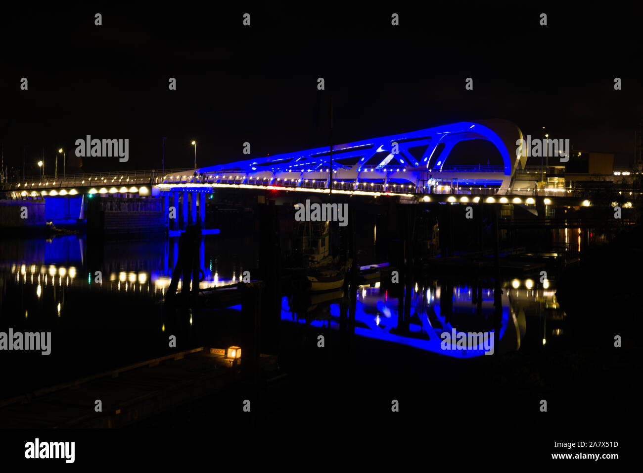 Victoria bridge canada hi-res stock photography and images - Alamy
