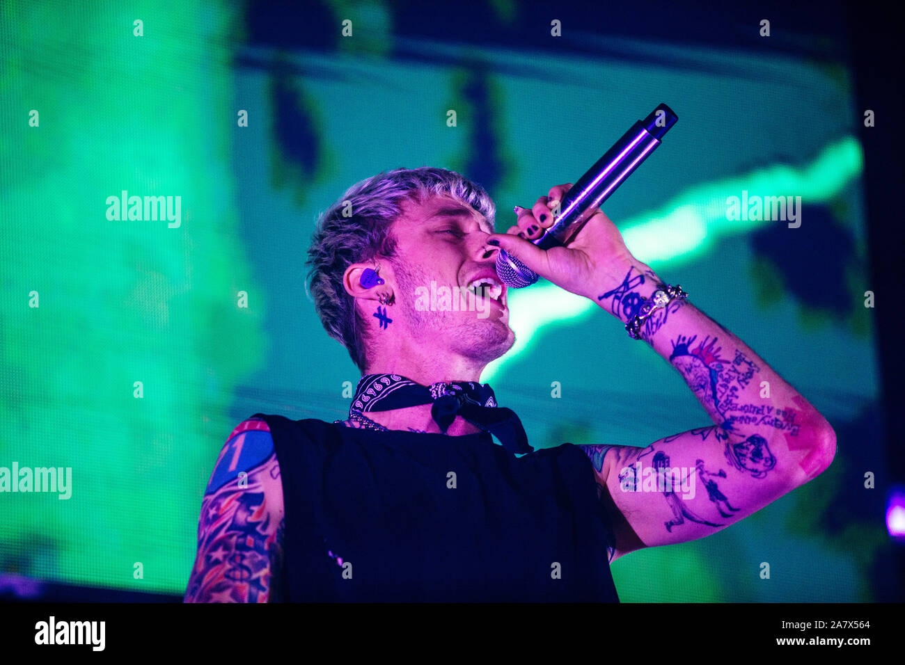 Machine gun kelly 2019 hi-res stock photography and images - Alamy