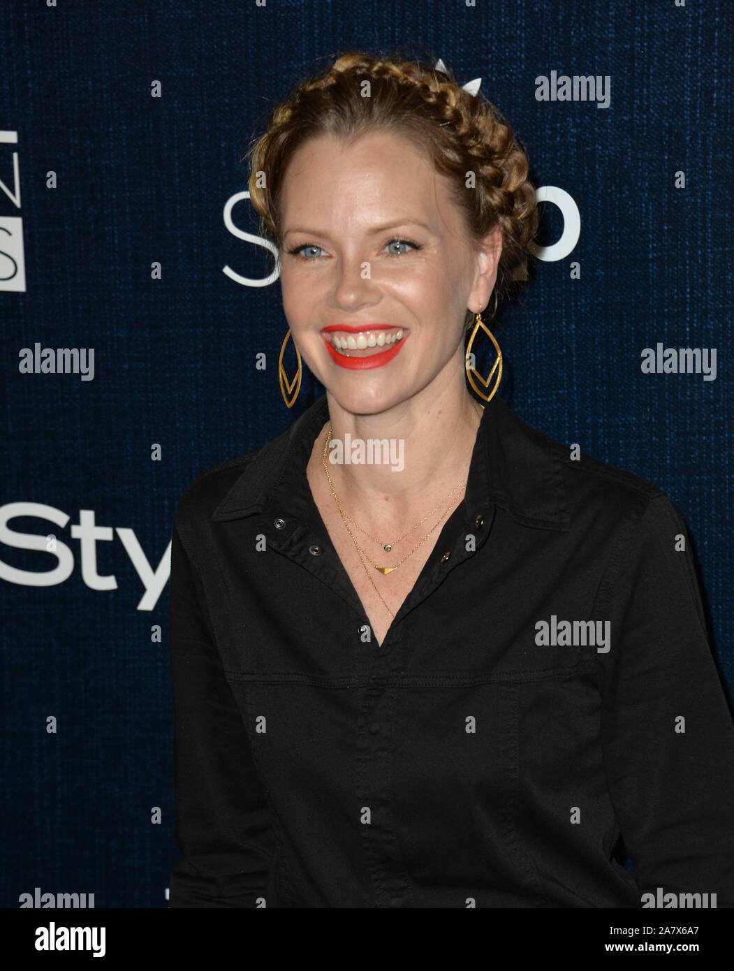 Sarah jane morris actress hi-res stock photography and images - Alamy