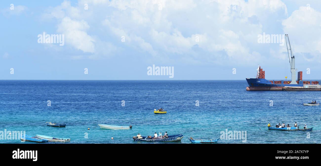 Comoros fishing hi-res stock photography and images - Alamy