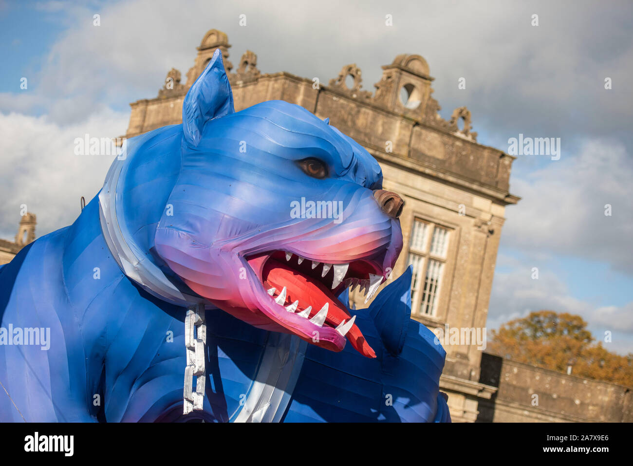 Longleat Safari Park in Wiltshire, UK Stock Photo - Alamy
