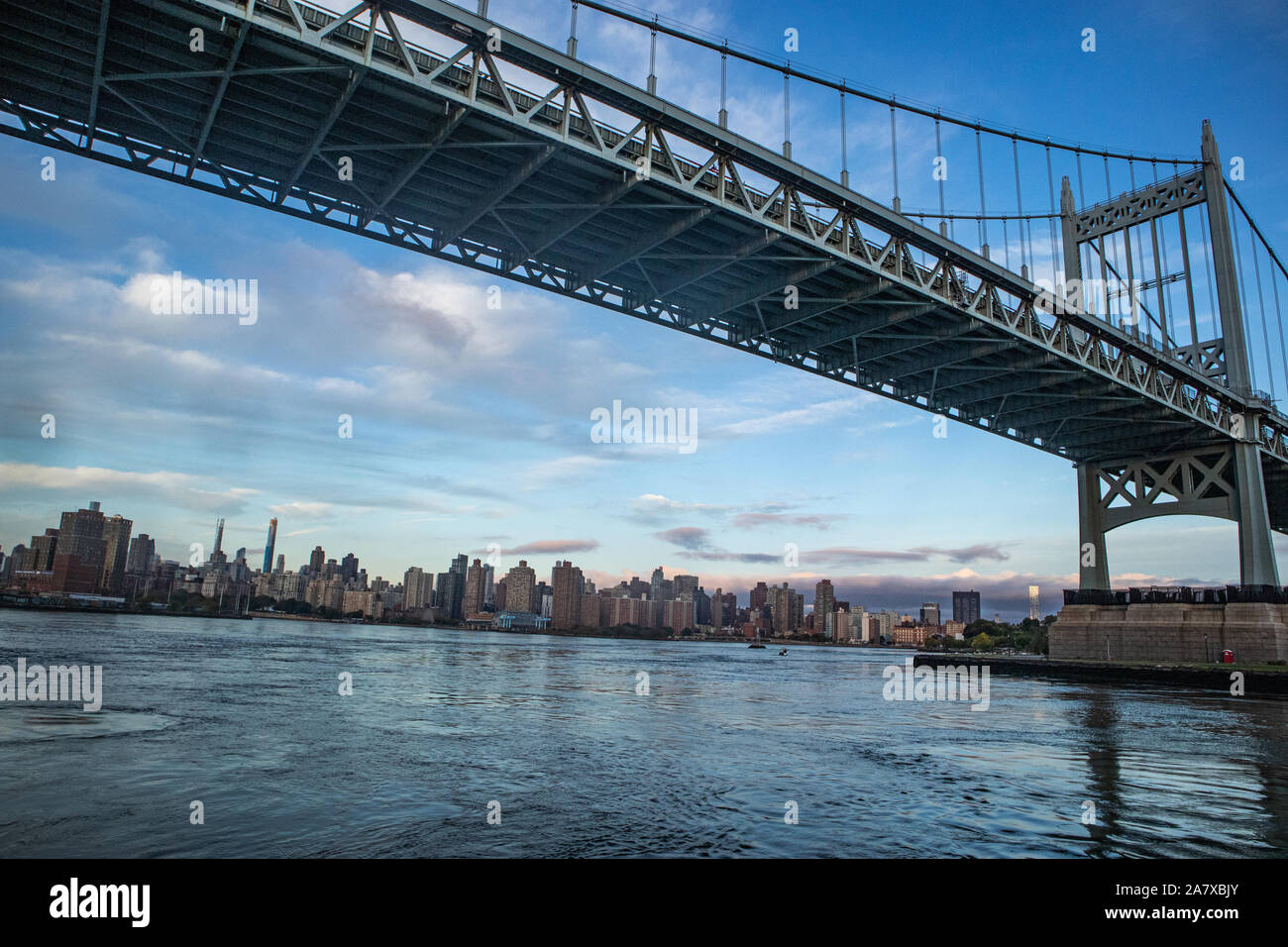 Triborough Bridge in east river NY Stock Photo - Alamy