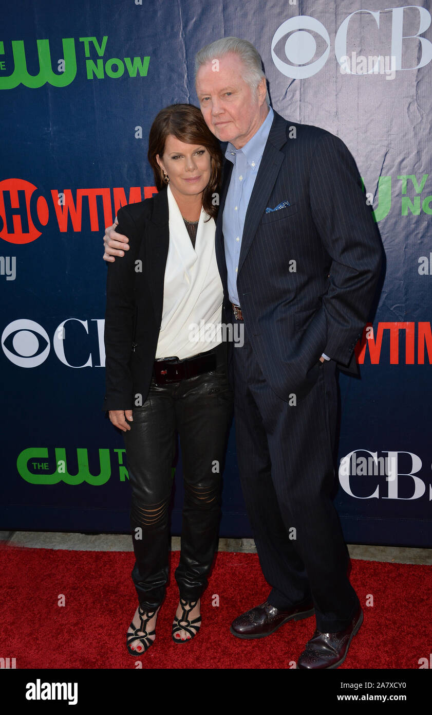 LOS ANGELES, CA - AUGUST 10, 2015: Marcia Gay Harden & Jon Voight at ...