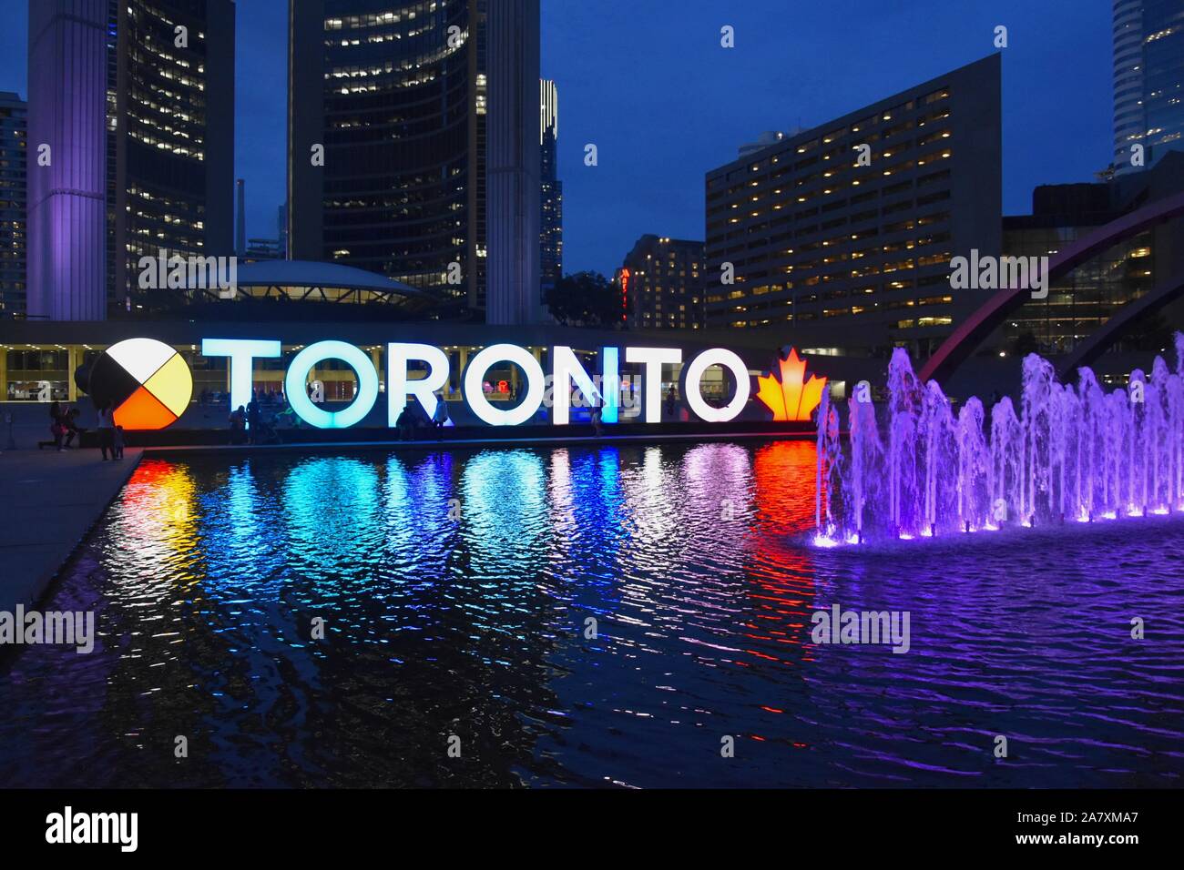 Iconic toronto sign city hall hi-res stock photography and images - Alamy