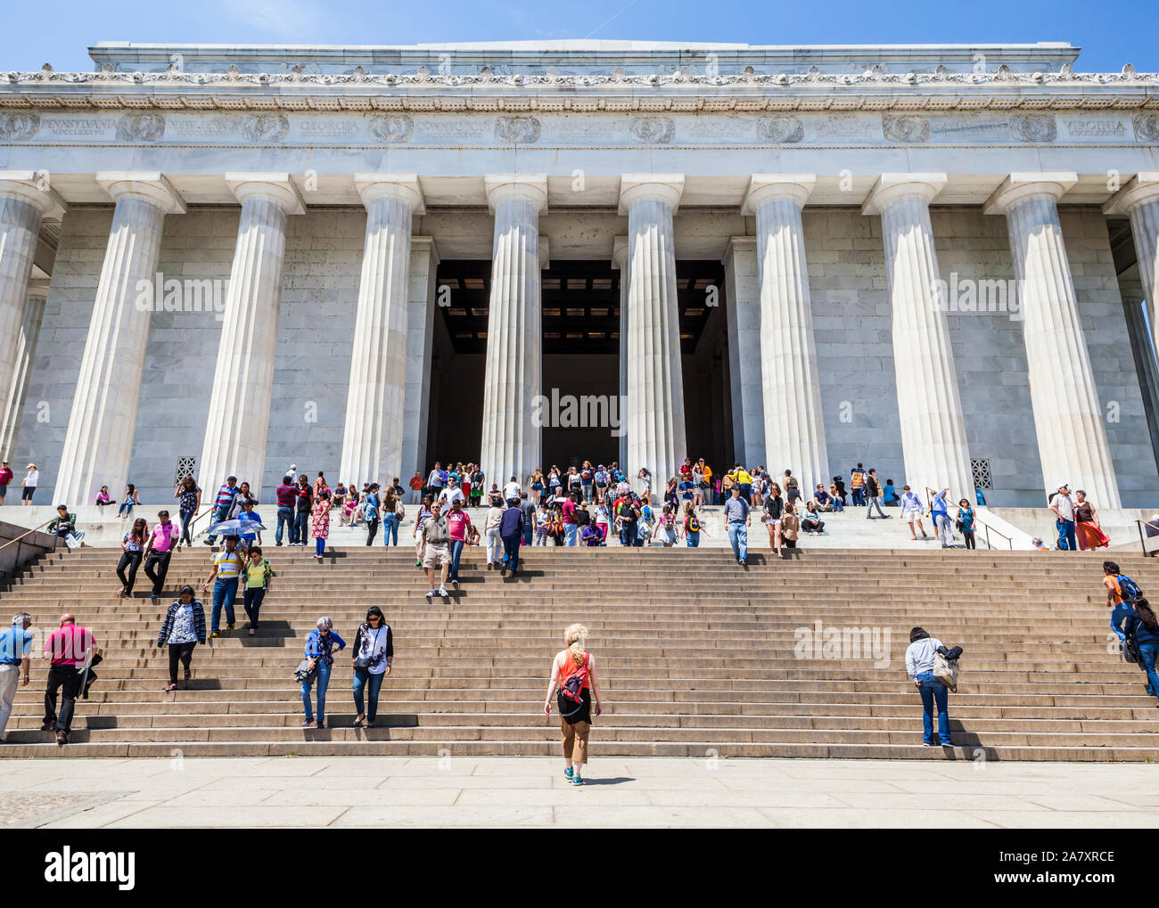 Lincoln memorial steps hi-res stock photography and images - Alamy
