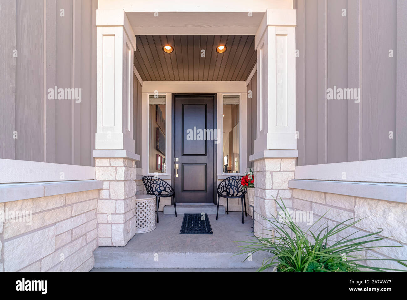Path leading to front door of a residential house Stock Photo - Alamy
