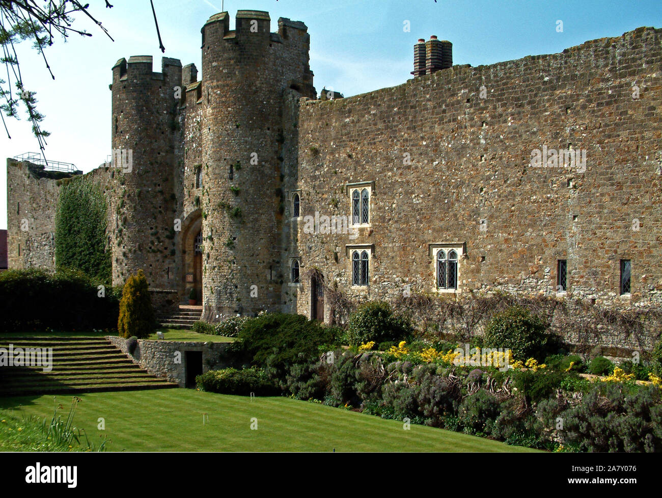 Amberley castle hi-res stock photography and images - Alamy