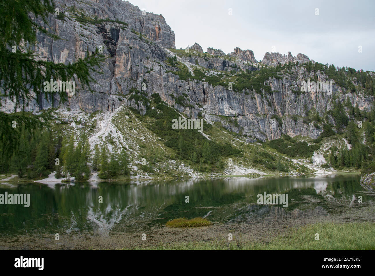 "Lago Federa" (Lake Federa), a beautiful lake, serrounded by mountains ...