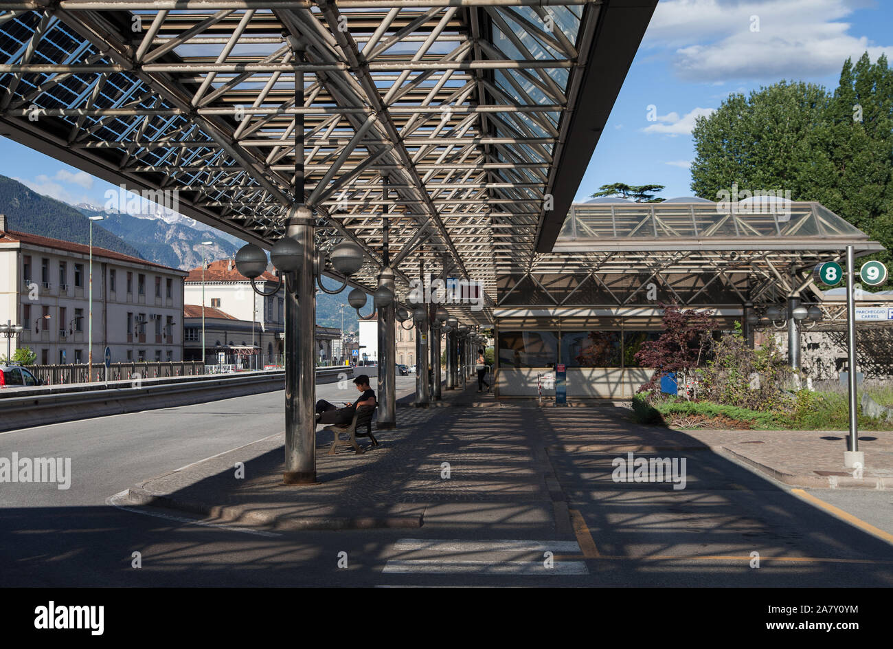 Bus stop sign on roof hi-res stock photography and images - Alamy