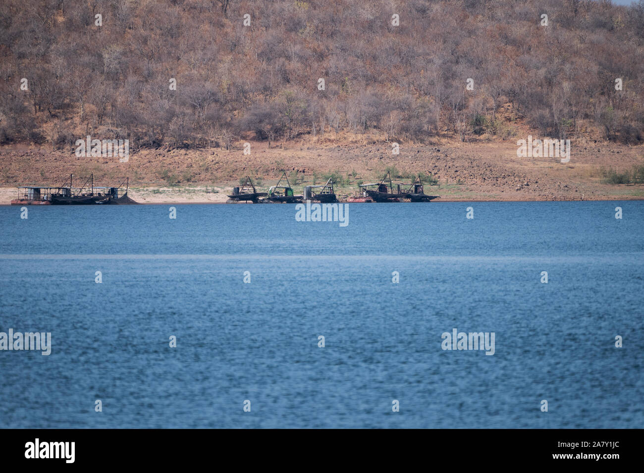 Zimbabwe kariba fishing hi-res stock photography and images - Alamy