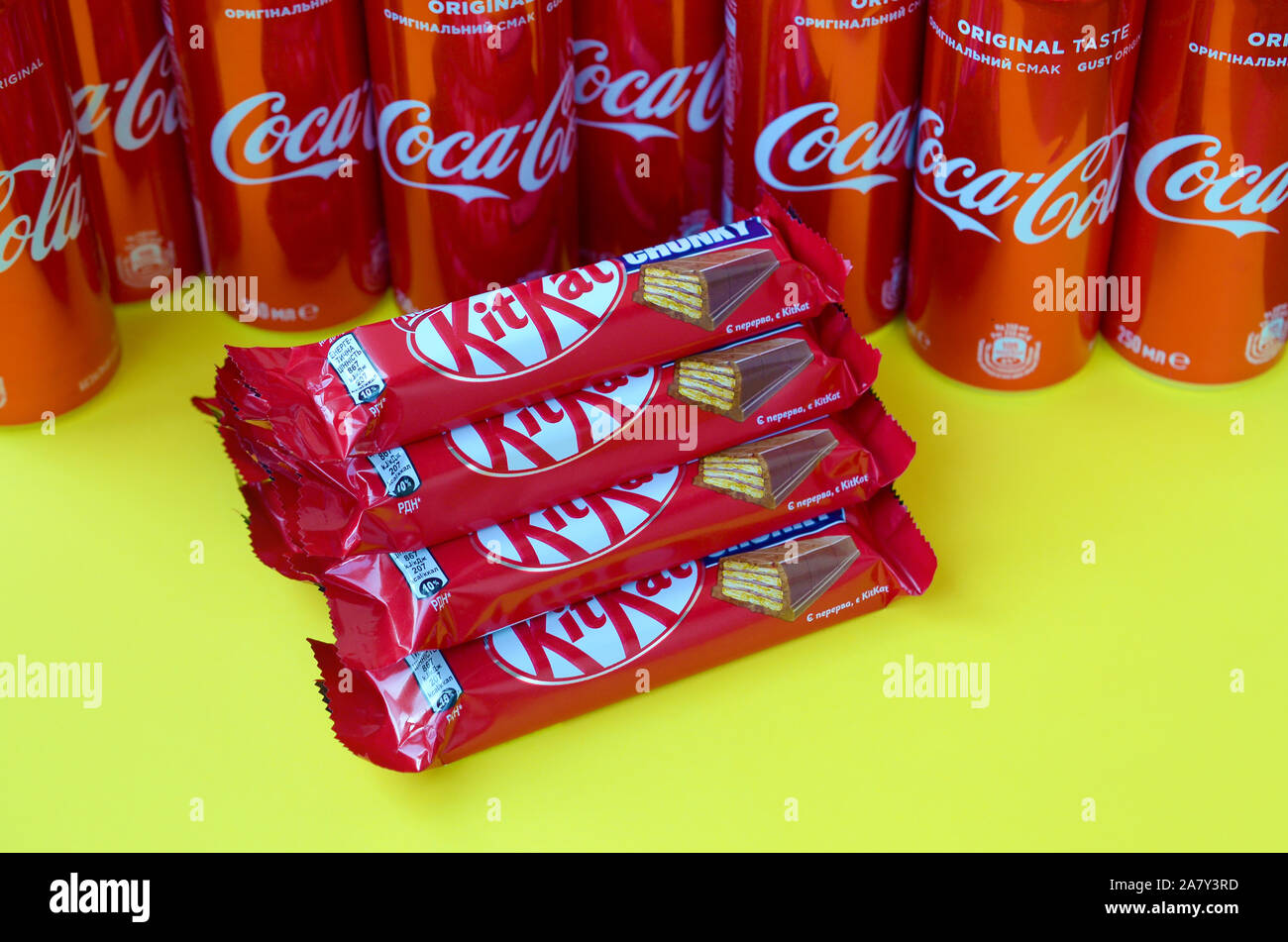 KHARKOV, UKRAINE - OCTOBER 17, 2019: Kit Kat chocolate bars in red ...