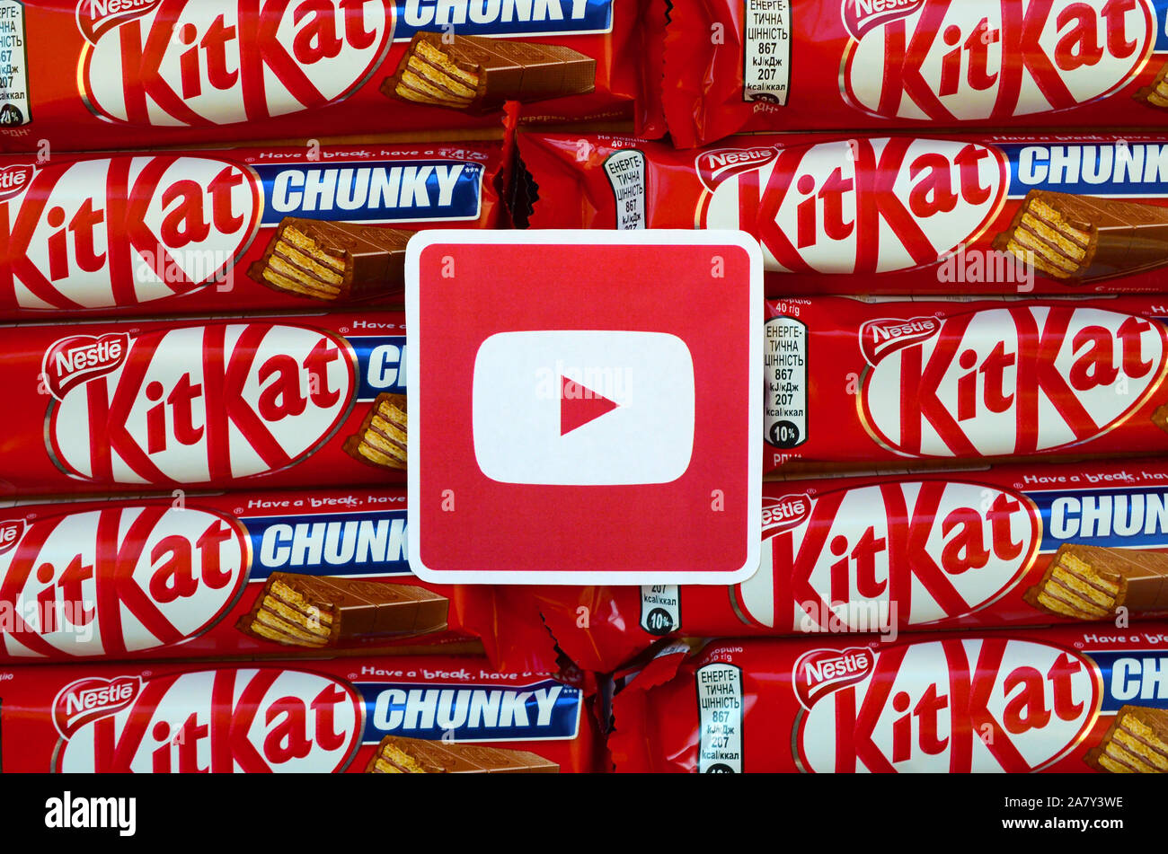 Kitkat advertising hi-res stock photography and images - Alamy