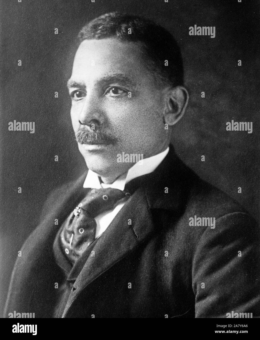 Whitefield mckinlay hi-res stock photography and images - Alamy