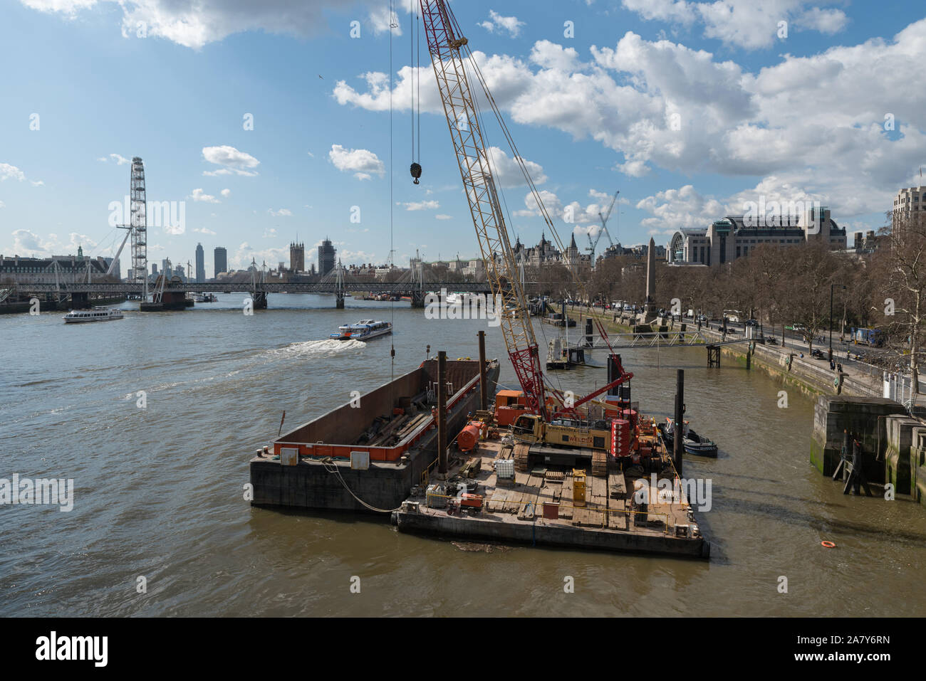 Works on the River Thames digging new sewers, London, UK Stock Photo ...