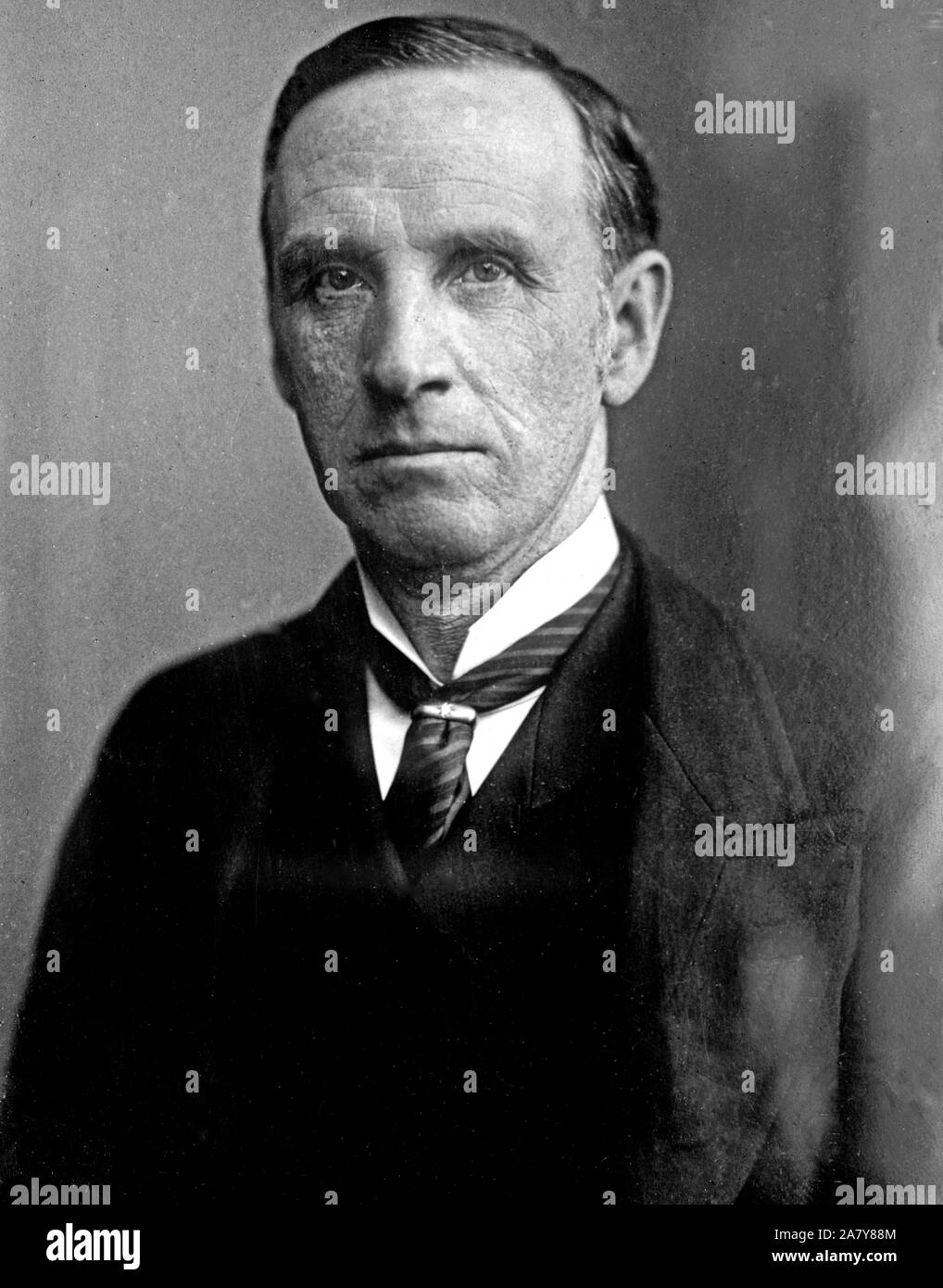 1908 Sir John Morley Secretary for India, portrait bust Stock Photo - Alamy