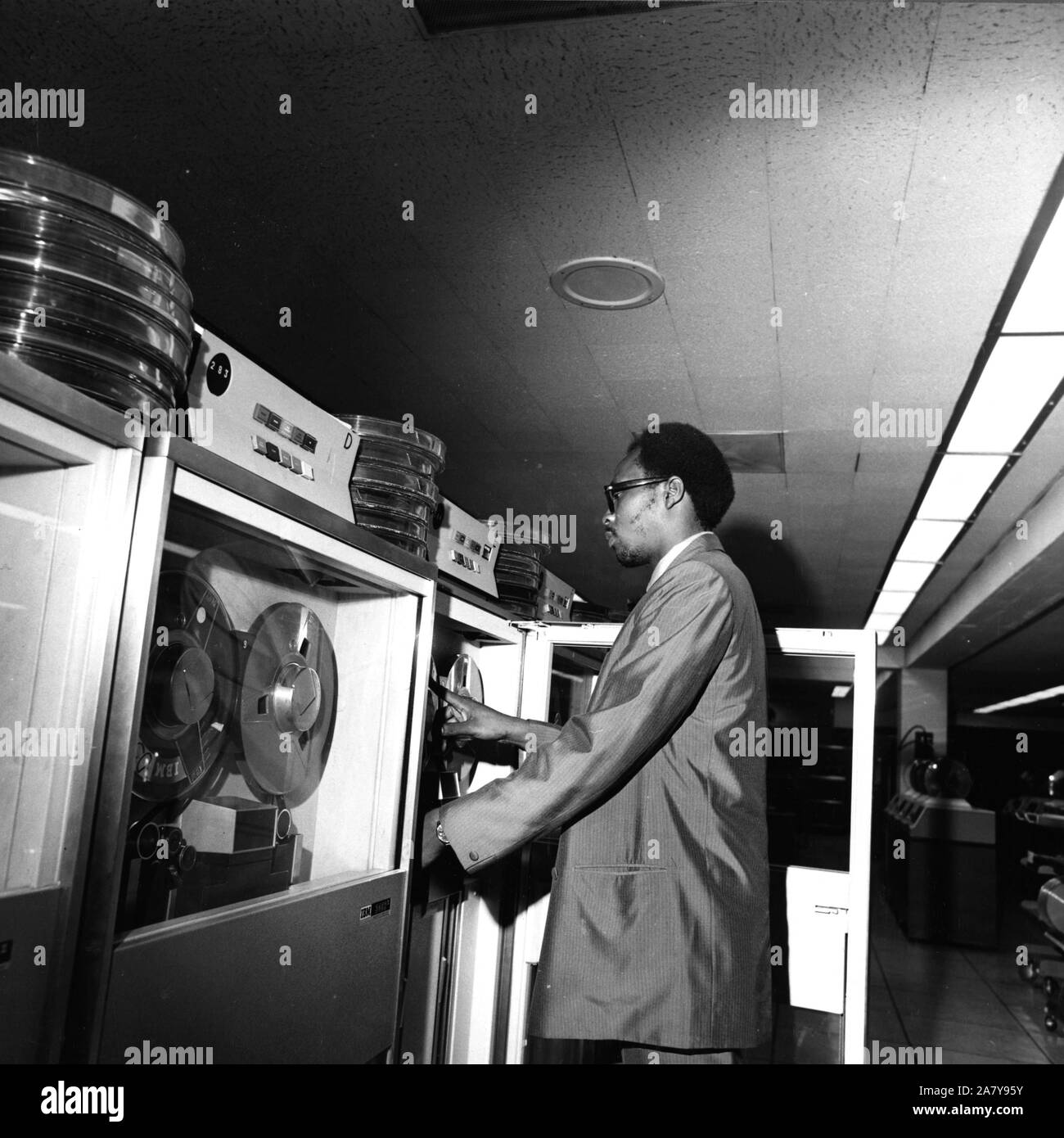 1969 computer hi-res stock photography and images - Alamy