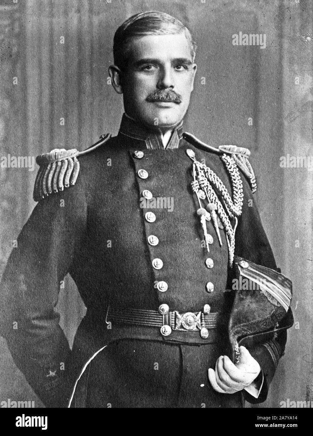 Ship captain early 1900s hi-res stock photography and images - Alamy