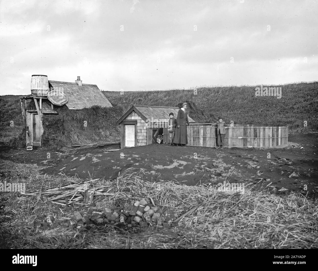 Pumping house hi-res stock photography and images - Alamy