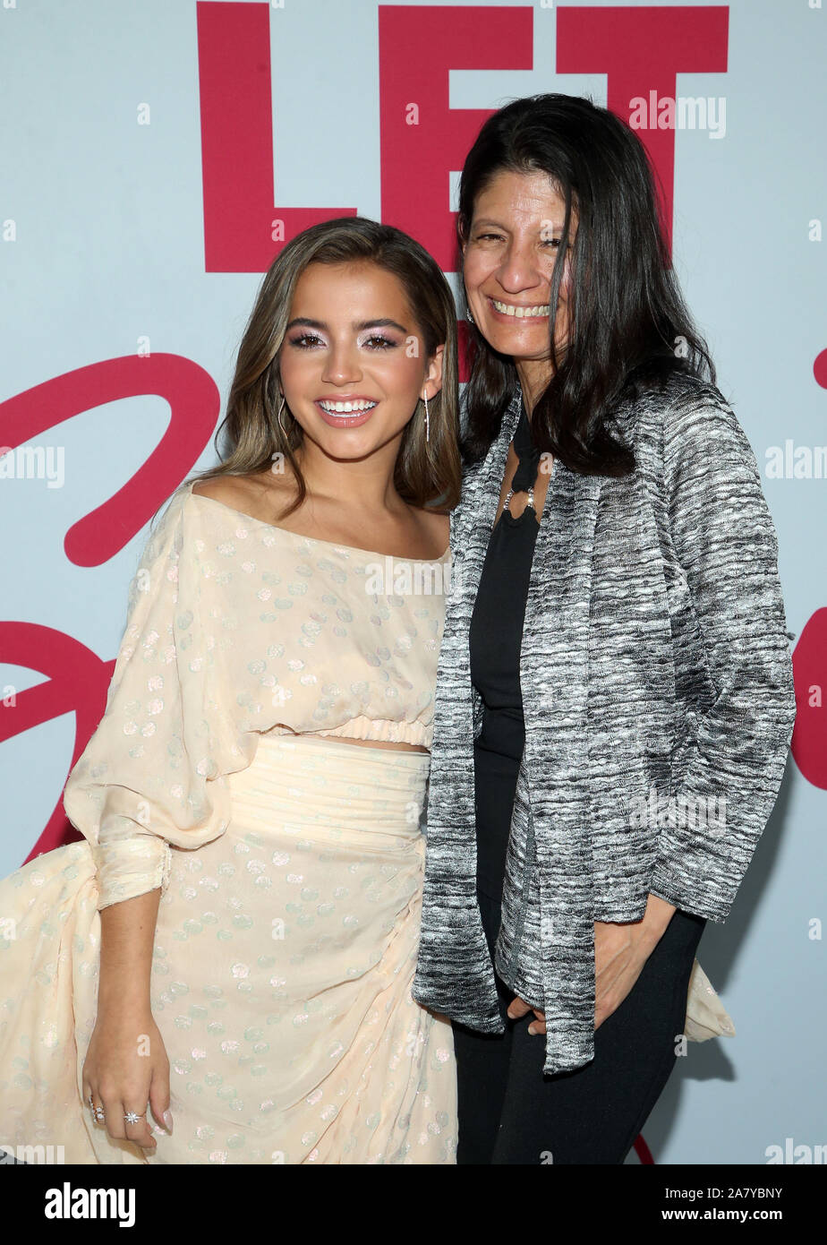 Los Angeles, CA. 4th Nov, 2019. Isabela Moner, Katherine Moner, at LA ...