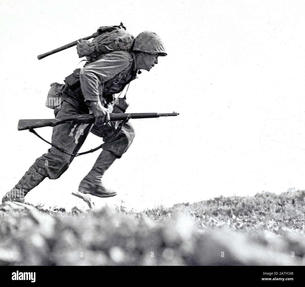 American Soldiers Running