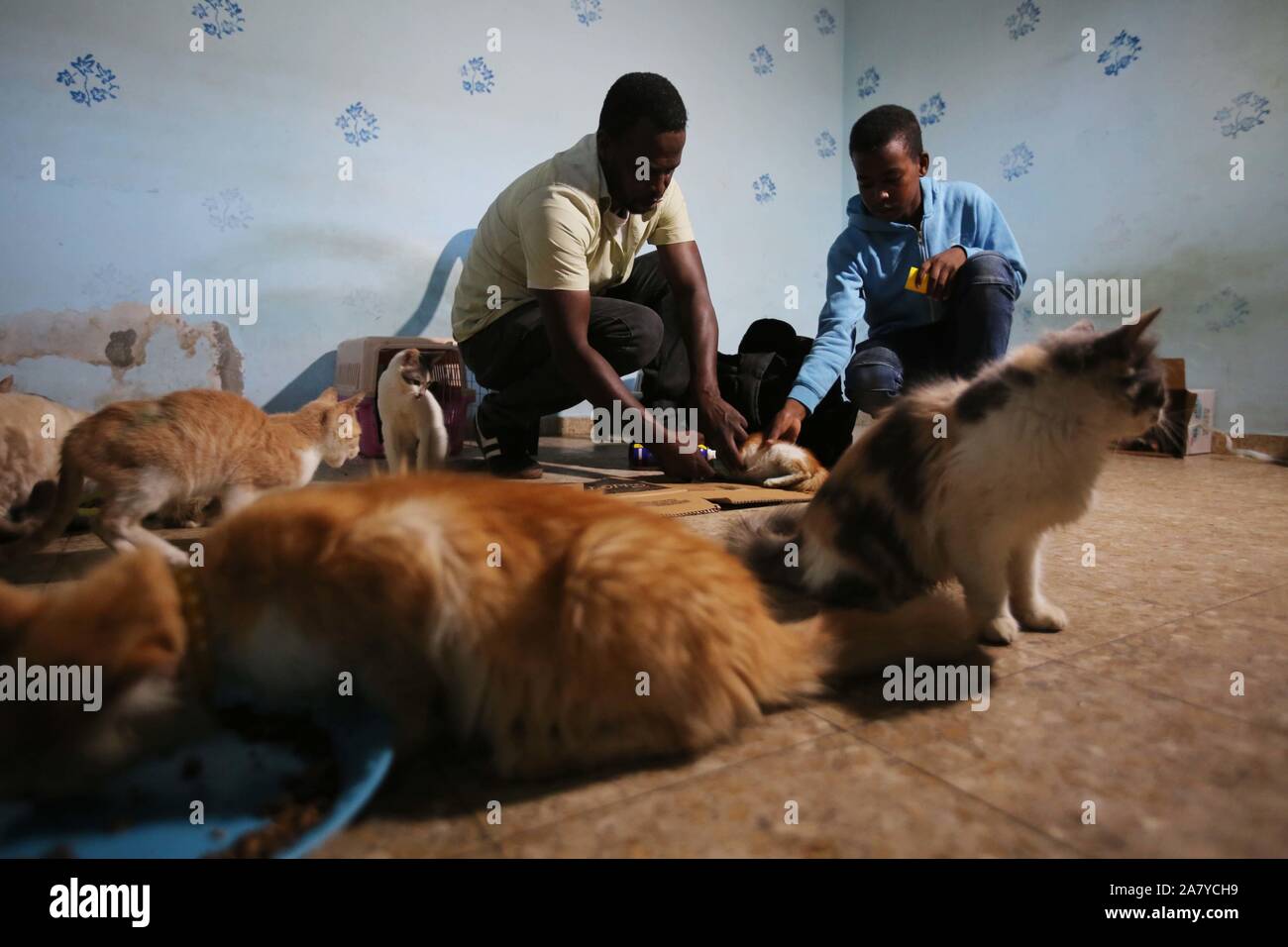 Sulala society hi-res stock photography and images - Alamy